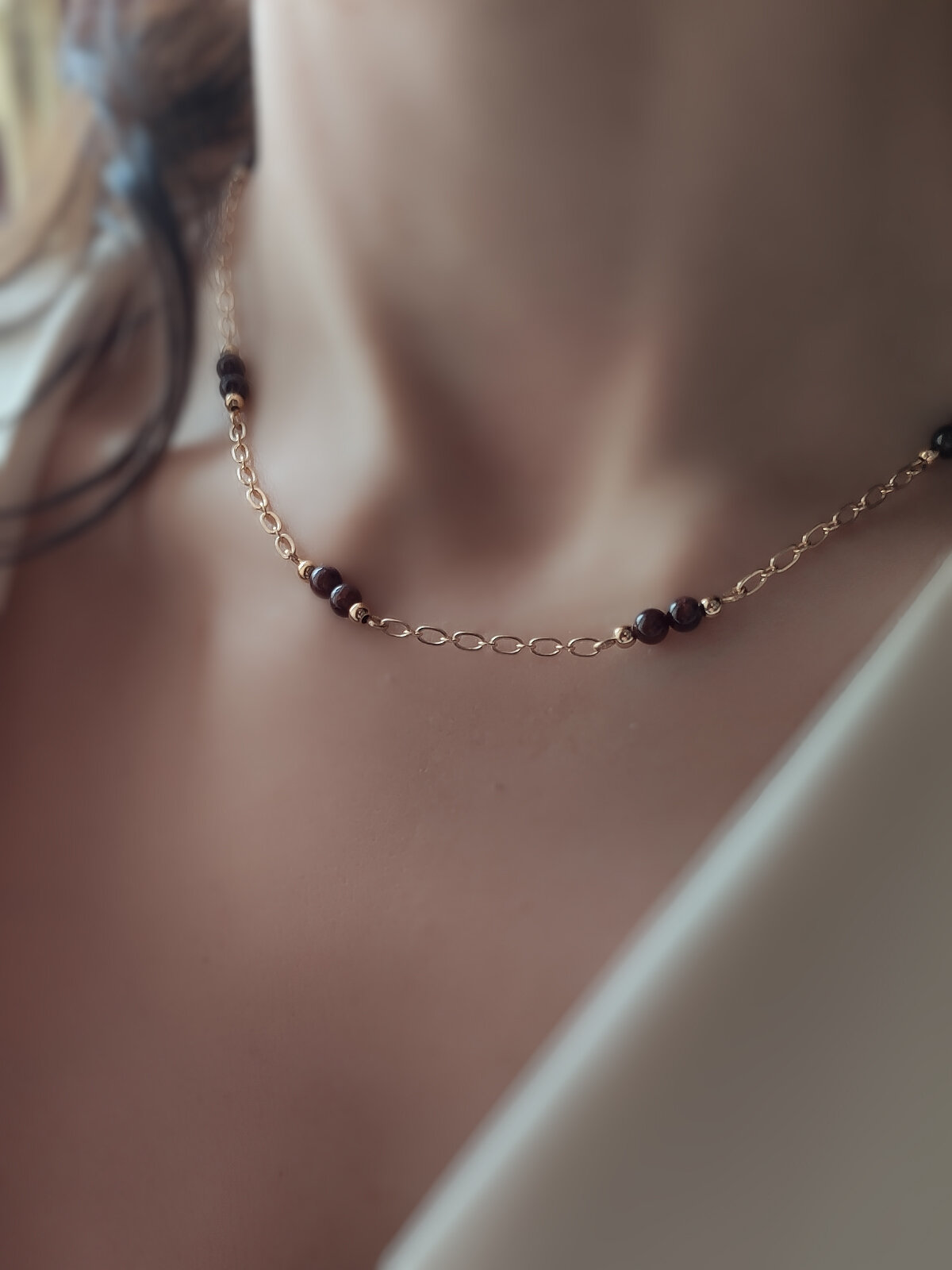 Чокер, гранат