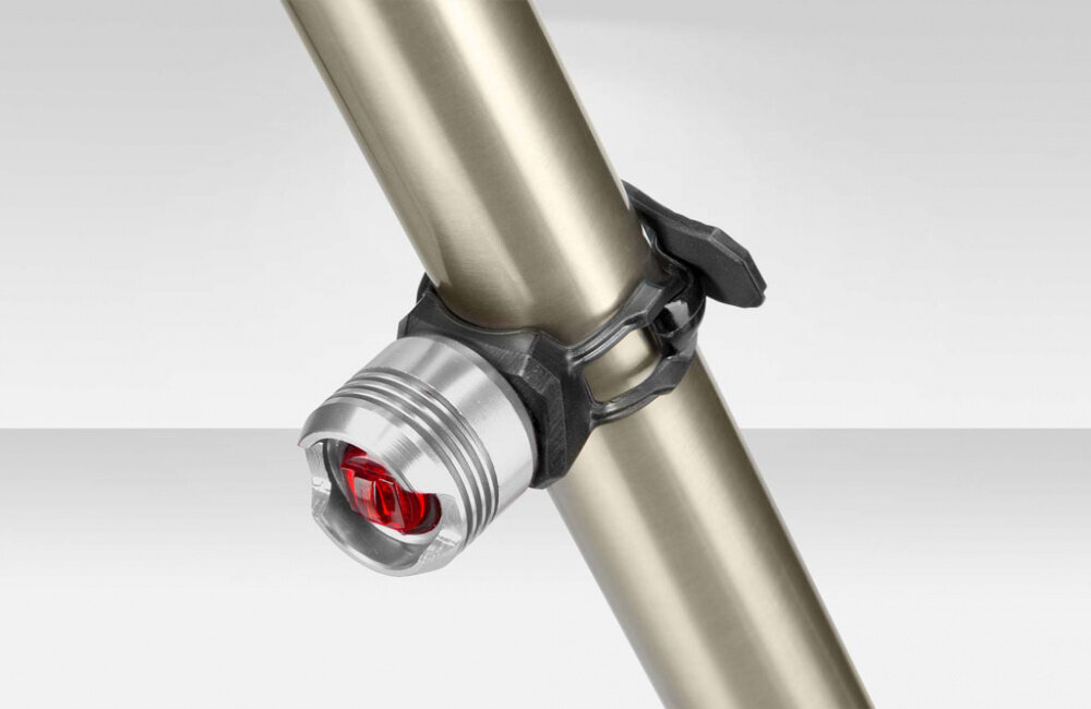 Фонарь STELS JY-3006T задний серебристый