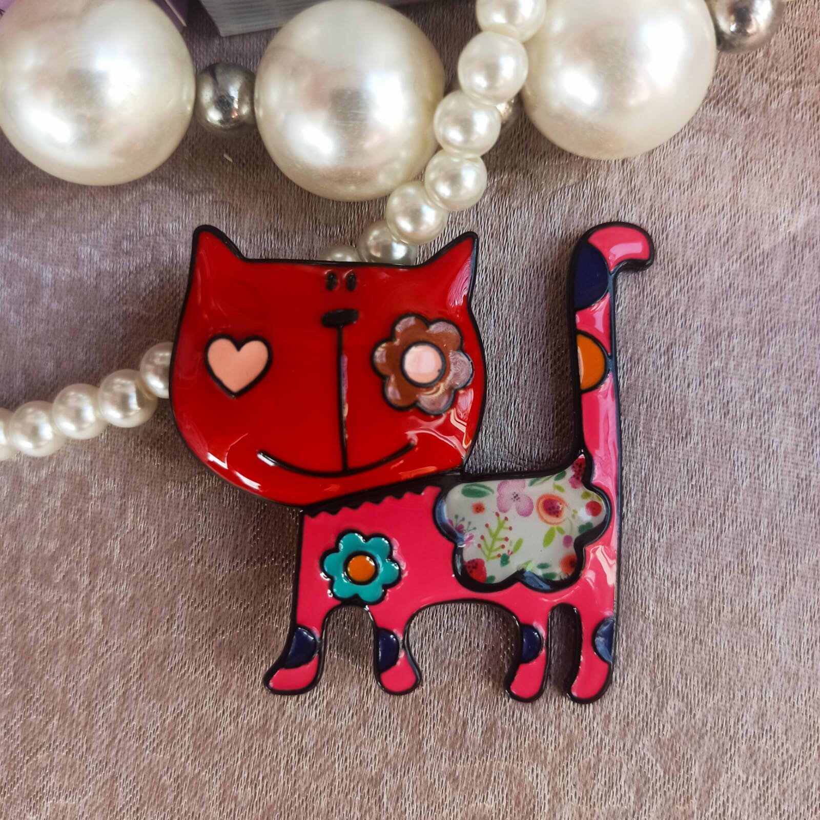 Брошь, эмаль