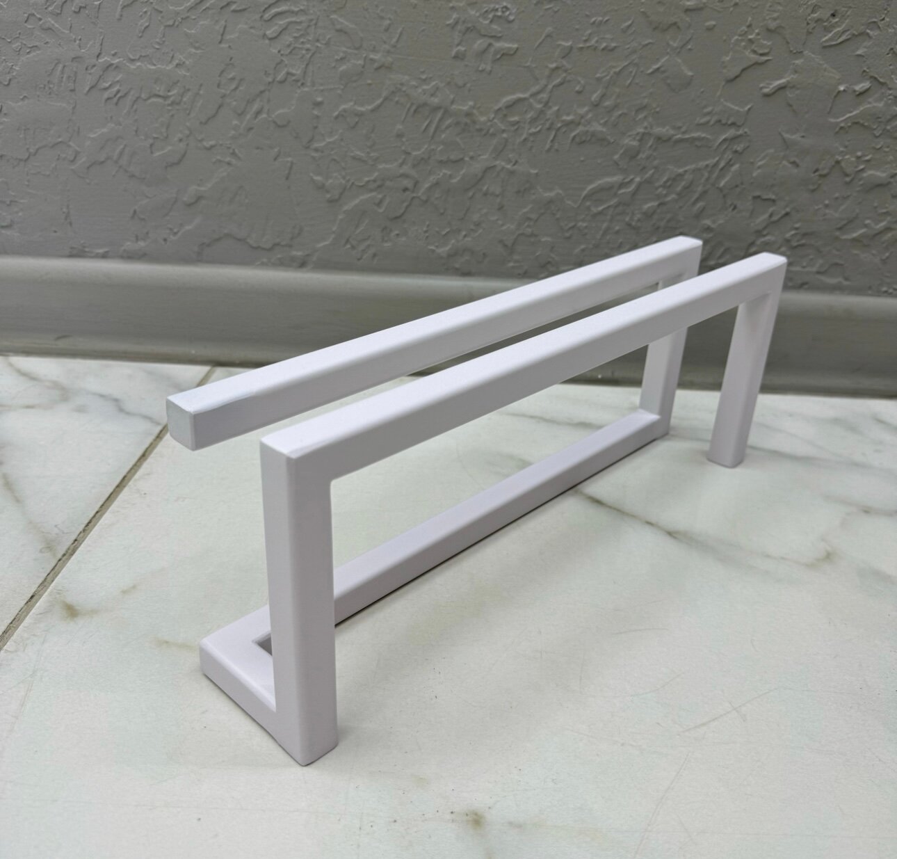 Тапочница STEEL MEBEL design белая