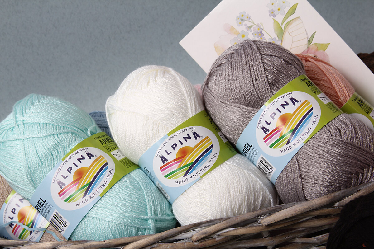 ALPINA ARIEL пряжа с пайетками, 98% акрил, 2% пайетки, 50 г, 150 м, для изделий цвет 09 св. мятный (1шт)