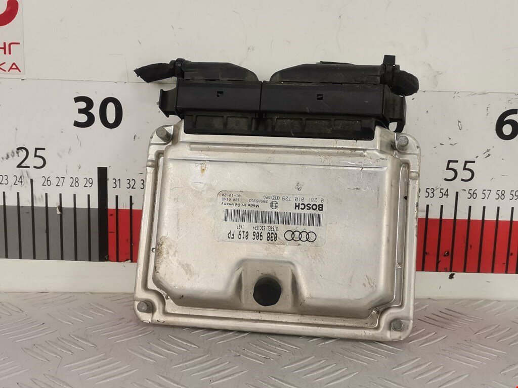 Блок управления двигателем Audi A4 B6 038906019FP арт. 1486204