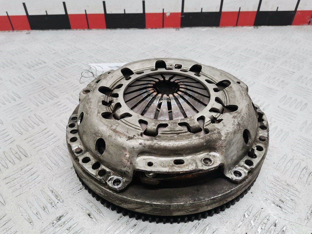 Маховик (демпфер сцепления) Volkswagen Polo 3 032105269 арт. 1508637