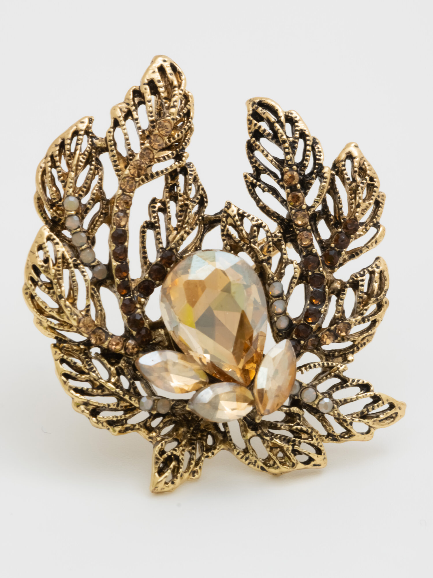 Брошь, кристалл