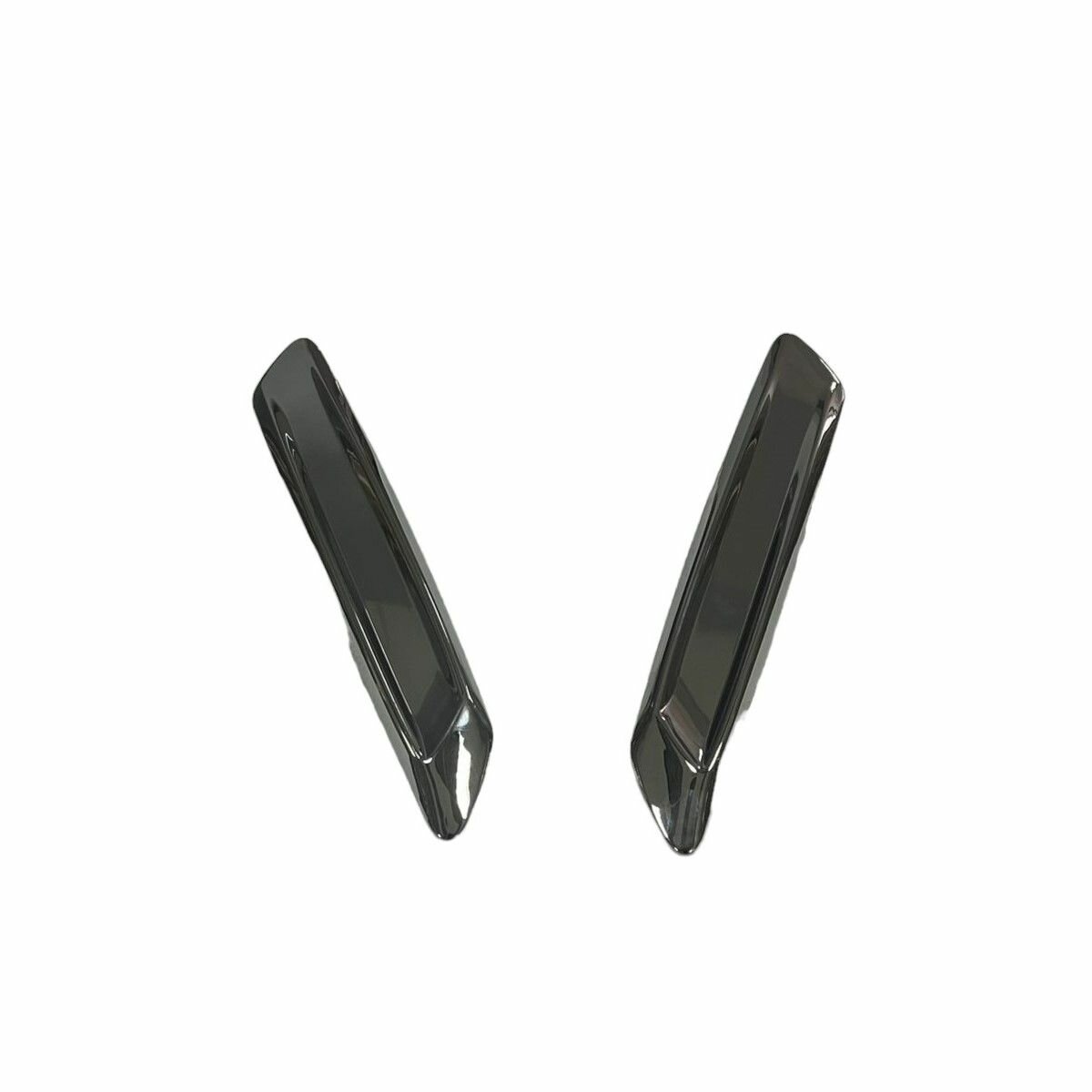 Комплект хромированных накладок в передние крылья BMW F10 рестайлинг