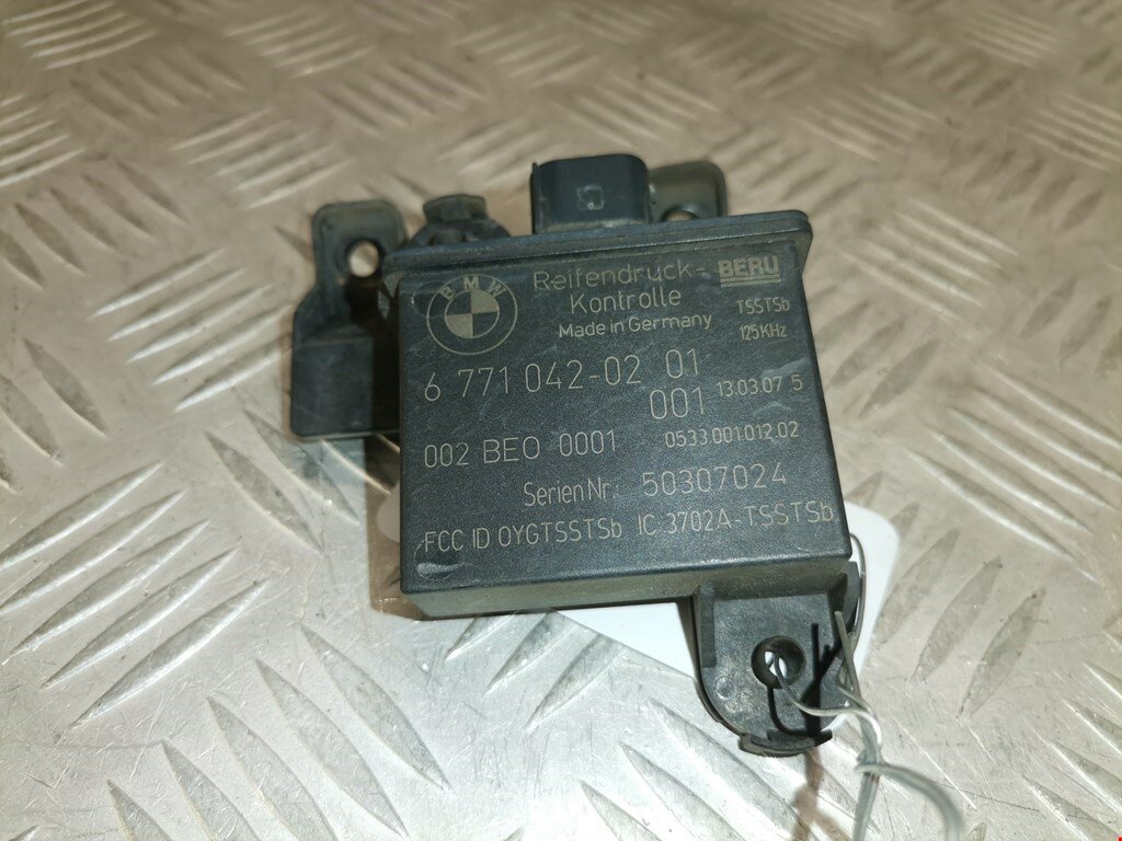 Блок контроля давления в шинах (RDC) BMW X3 (E83) 36236771042 арт. 988544