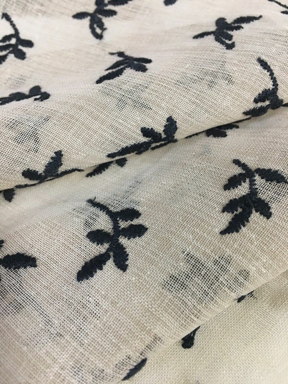 Имитация льна с вышивкой