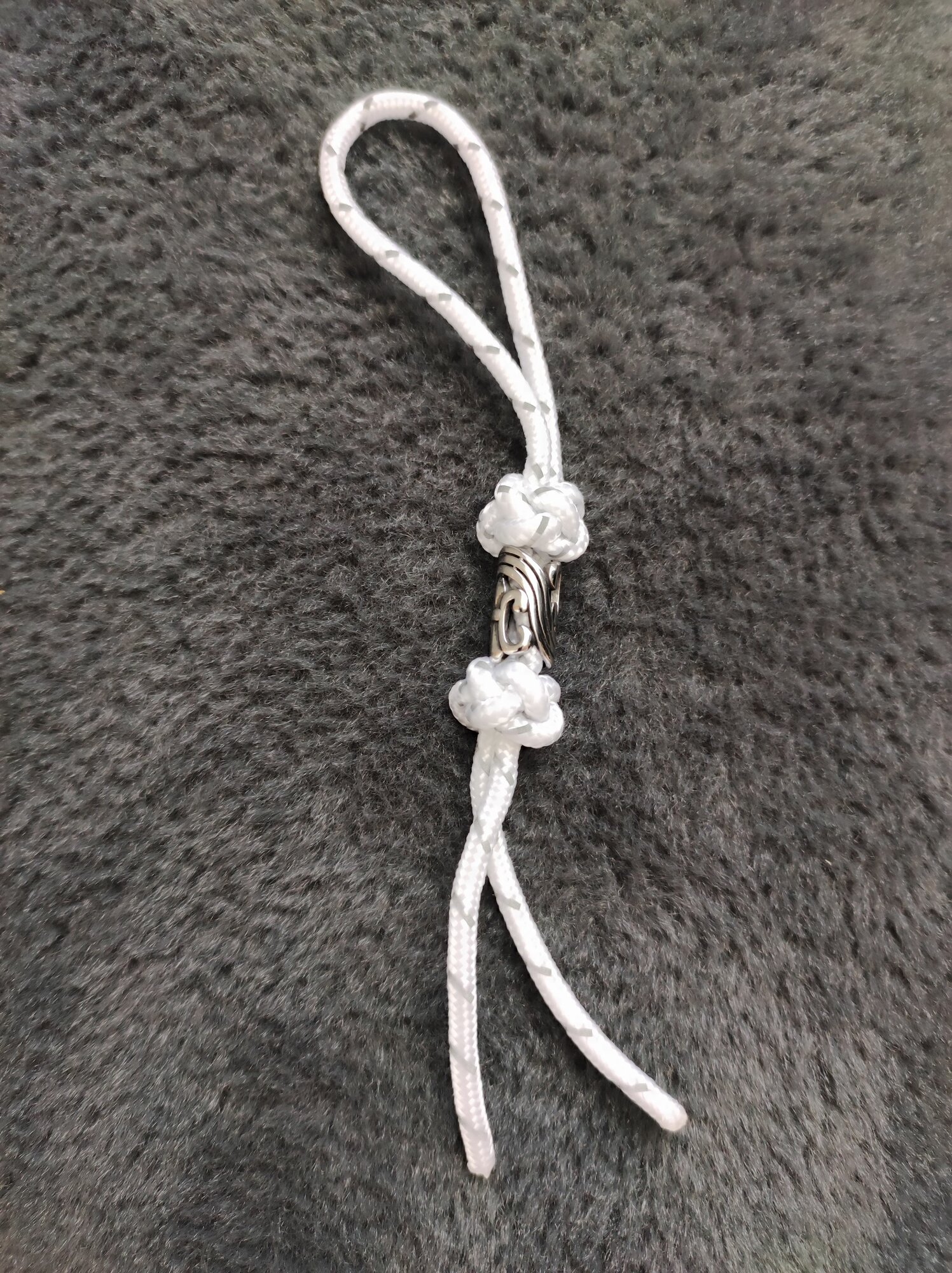 Темляк "Эльфийская бусина", светоотражающий, для ножей, 1 шт.