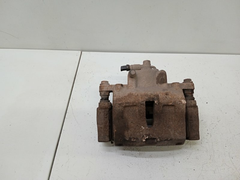 Б/У Джили Эмгранд X7 Суппорт передний правый Geely Emgrand X7 2014 127115 GEELY арт. 101401338159