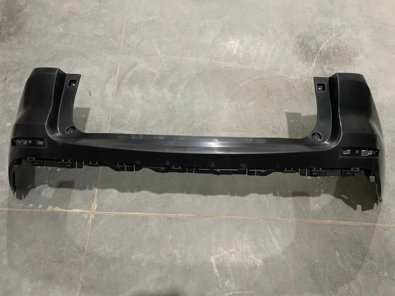 Бампер задний (без парктроника) Haval M6 [1.5 16V 6MT внедорожник Turbo ] 2804101XKZ0YA