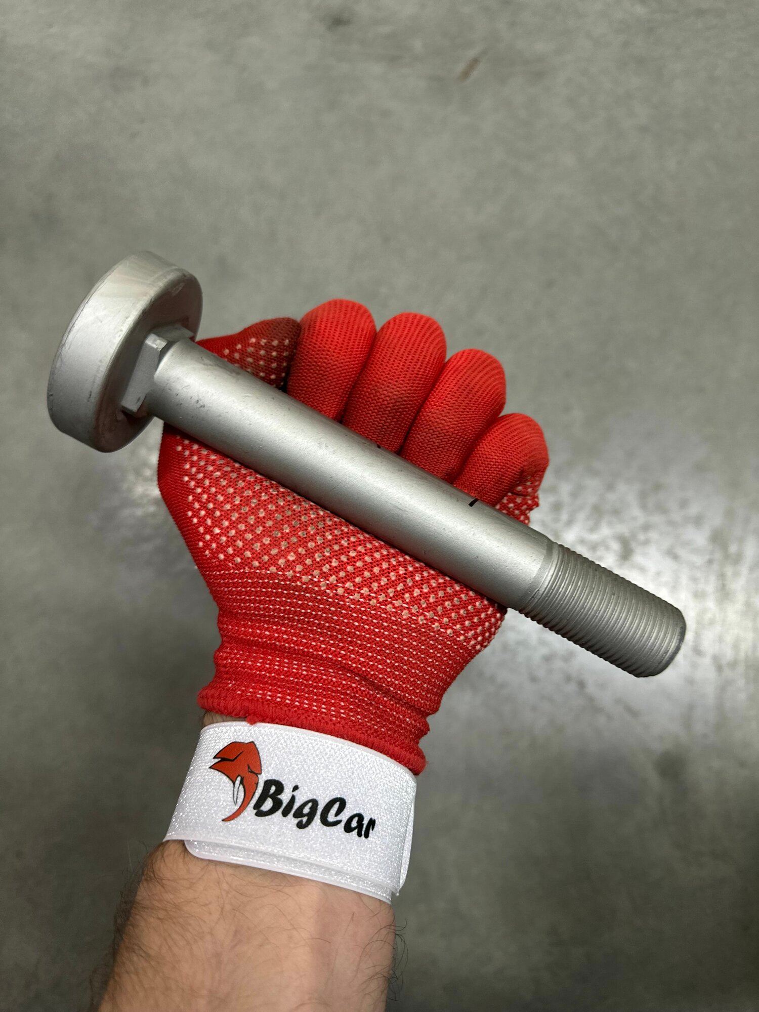 Болт M24x2x185/170/45 полурессоры с четырехгранником под шляпкойBPW , арт. 0334014200 Bpw