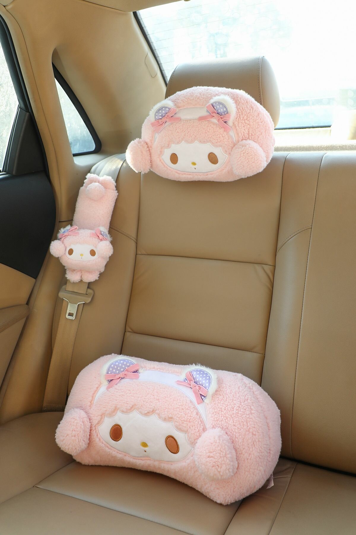 Розовая пушистая автомобильная подушка для поясницы и шеи + чехол на ремень безопасности: наполнитель высокого качества, комфорт для водителей, улучшение настроения