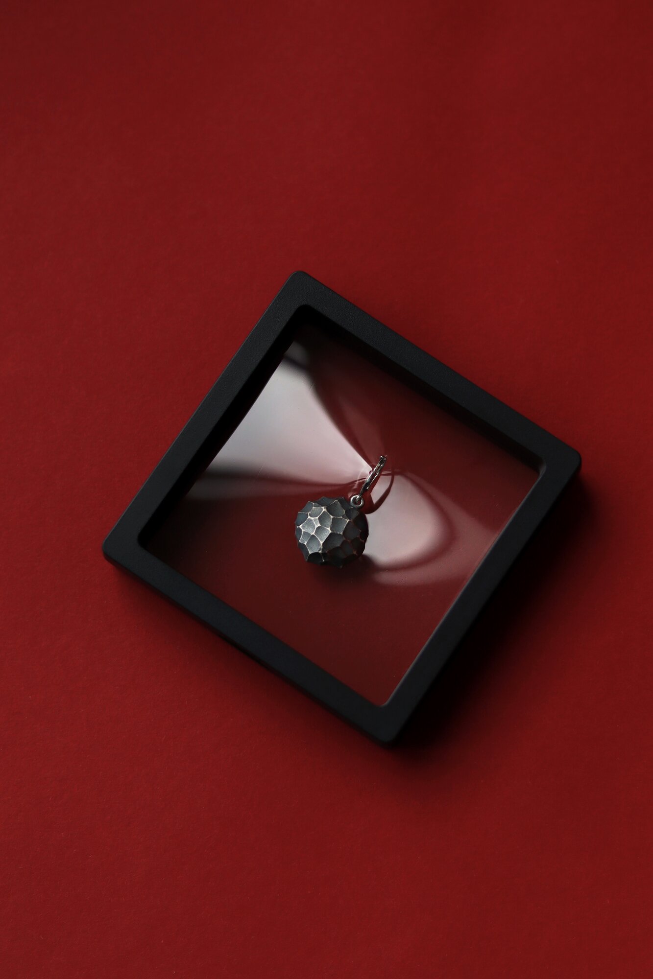 Моносерьга