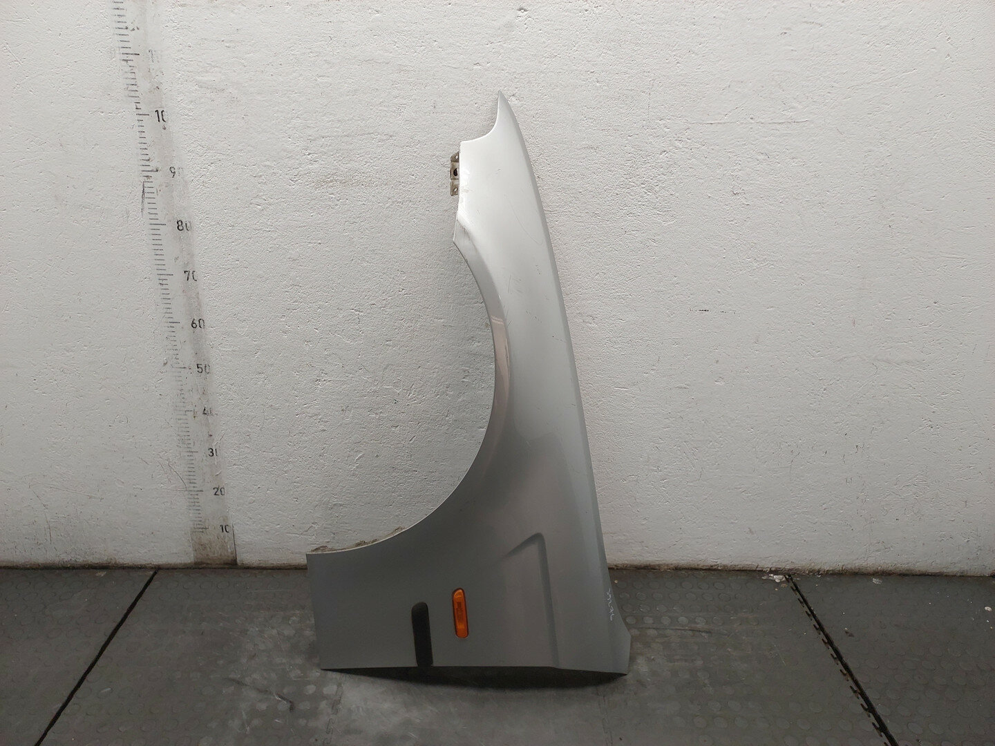 Крыло левое переднее BMW 3 E46 Б/У