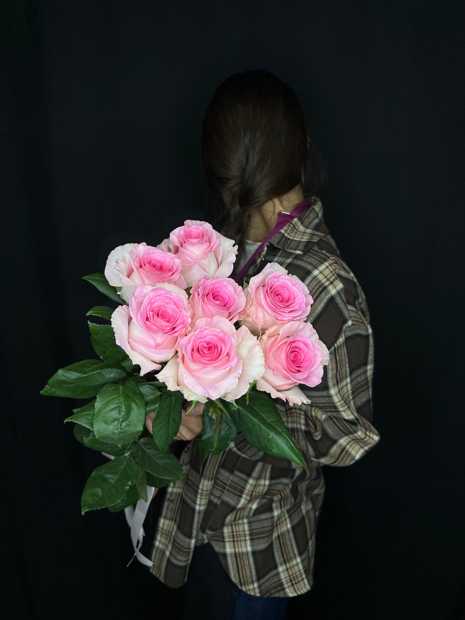 Букет из 7 роз Мандала под атласную ленту "Руслан и Людмила"