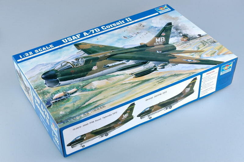 Trumpeter 1/32 02245 A-7D Corsair II сборная модель самолета