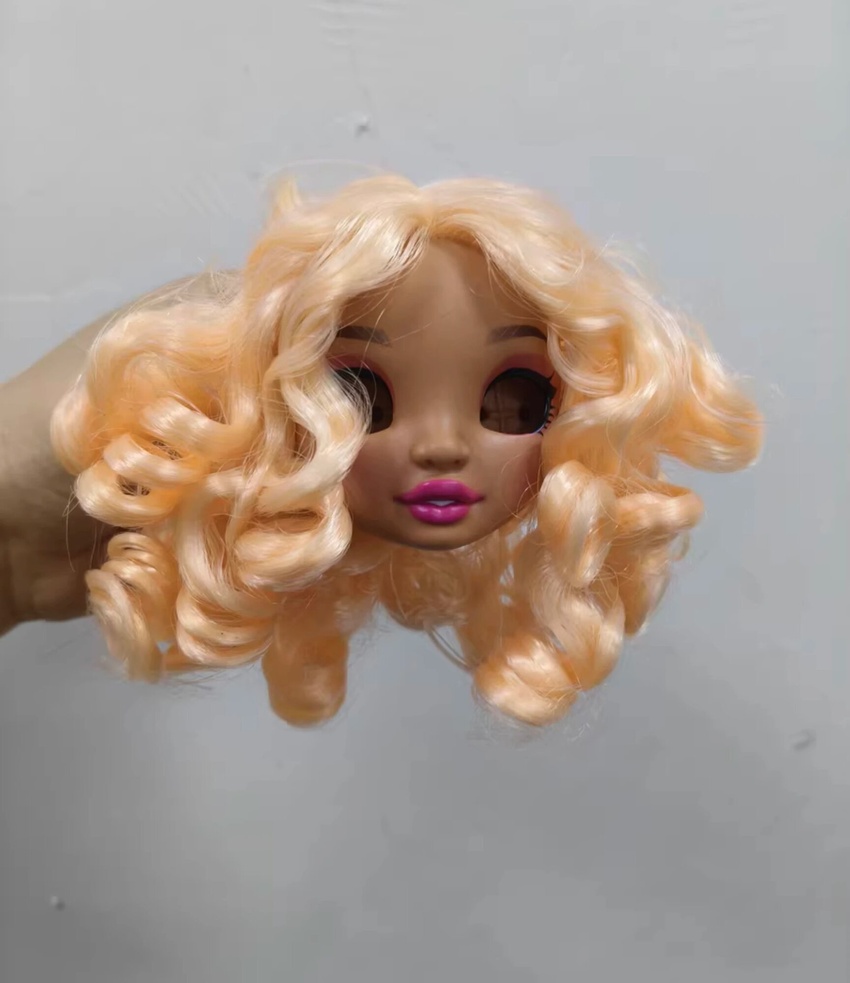 Кукольная голова для практики макияжа 57 have defect