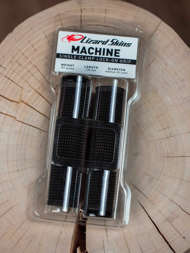 Грипсы Lizard Skins Machine Lock-On Jet Black