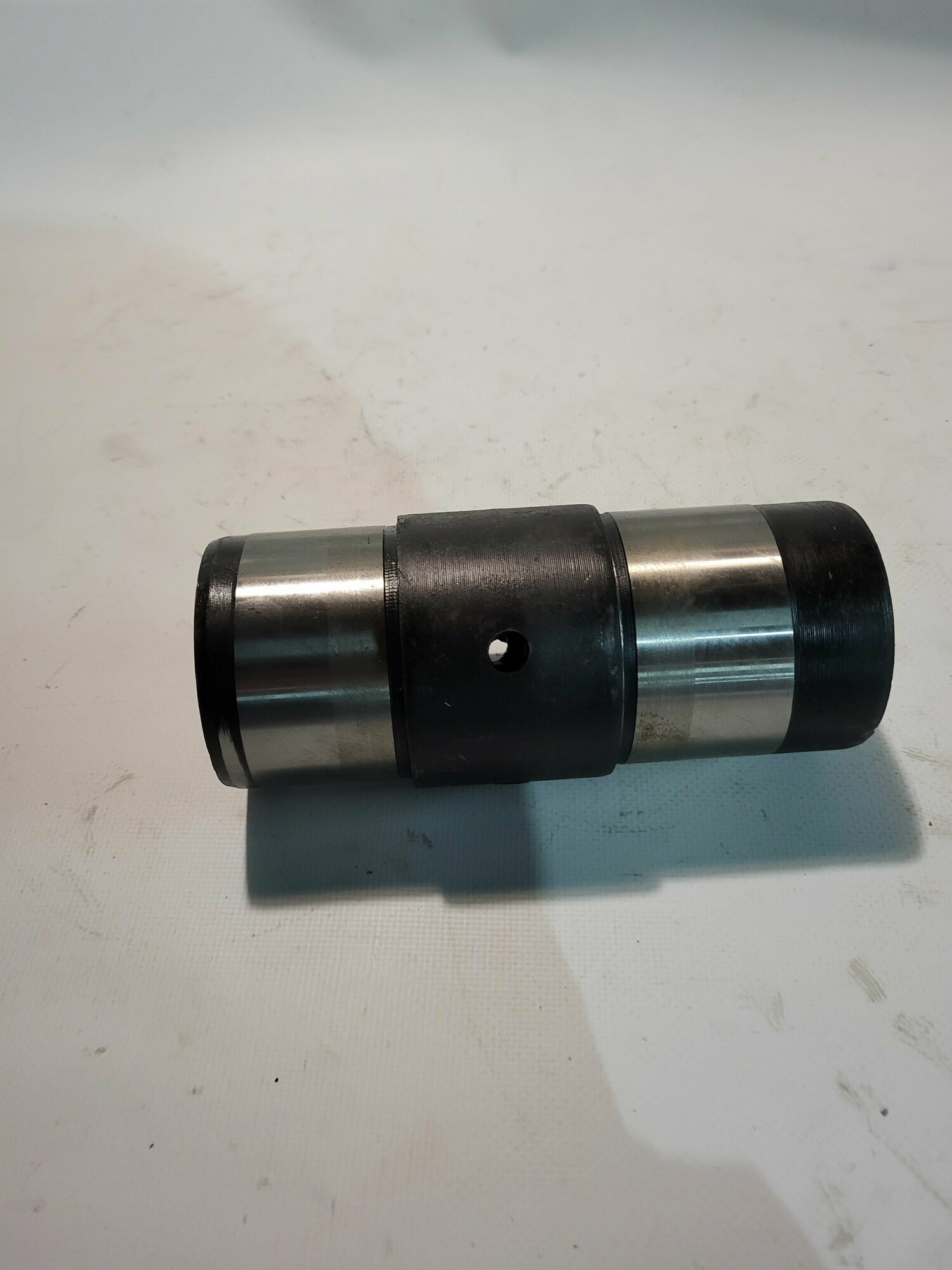 Втулка промежуточной опоры 72-2209012 бзтдиа