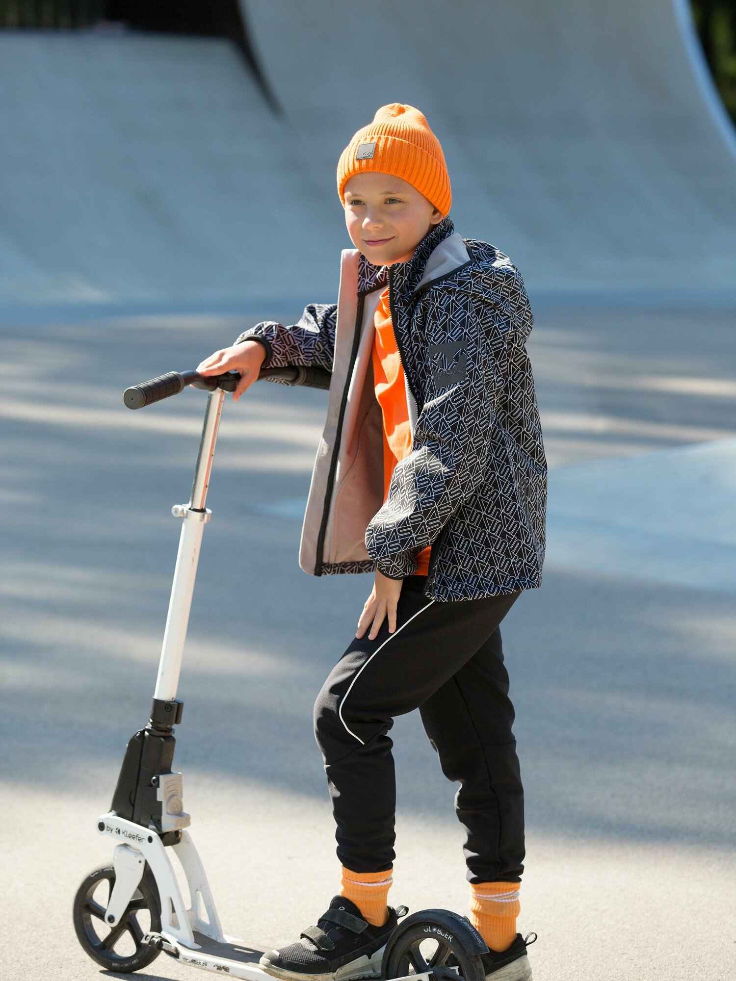 Ветровка Аутло