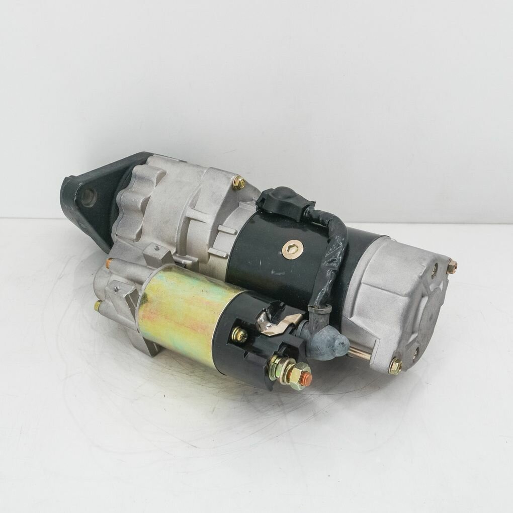 Стартер 24V ISUZU GIGA 6SD1, 11 зубьев, закрытый бендикс, 7.5 Kw, ZEVS