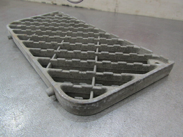 Ступенька подножки верхняя Renаult Premium