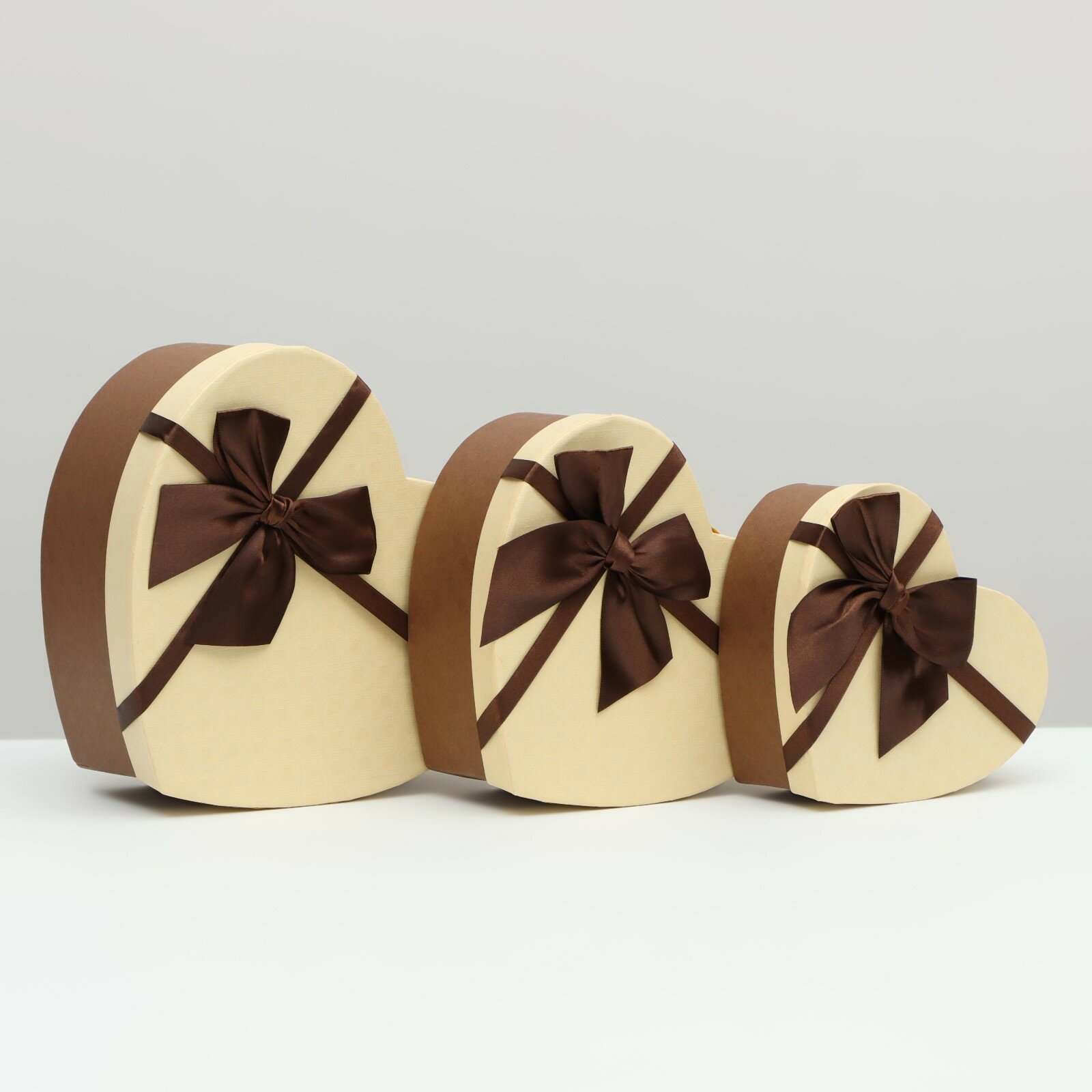 Подарочные коробки 3в1 Сердца, коричневый, 21 х 19 х 9 - 15.5 х 14 х 6 см