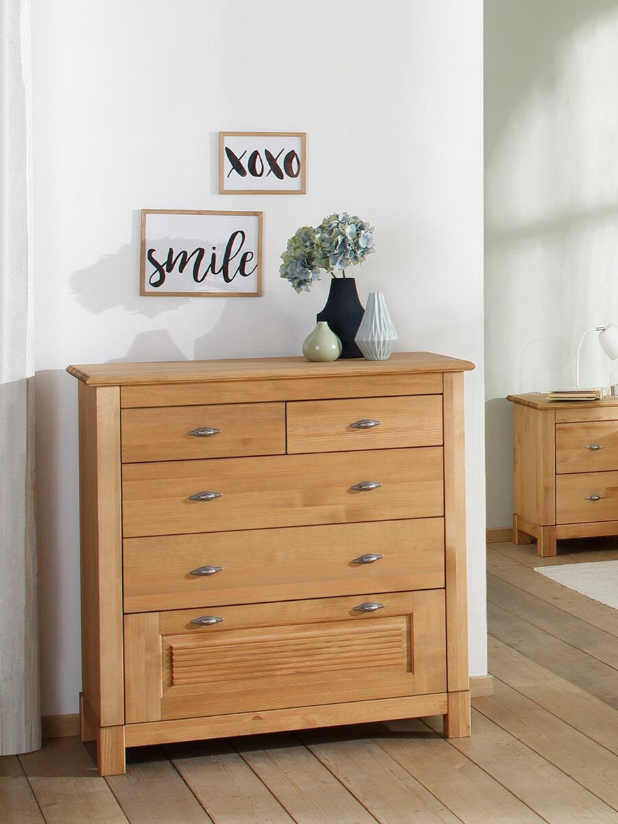 Комод ММЦ Спальня Рауна 221 (бейц масло), из массива сосны, 97 х 48 х 98 см