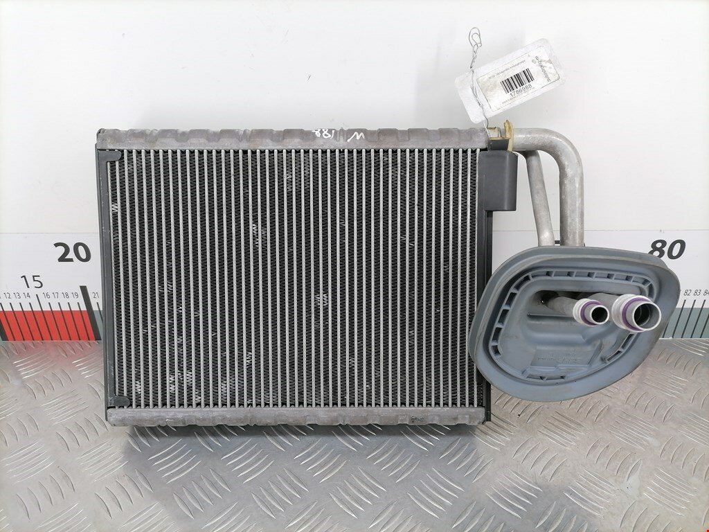 Испаритель кондиционера BMW 5-Series (F07/F10/F11/F18) 64119383678 арт. 1786988