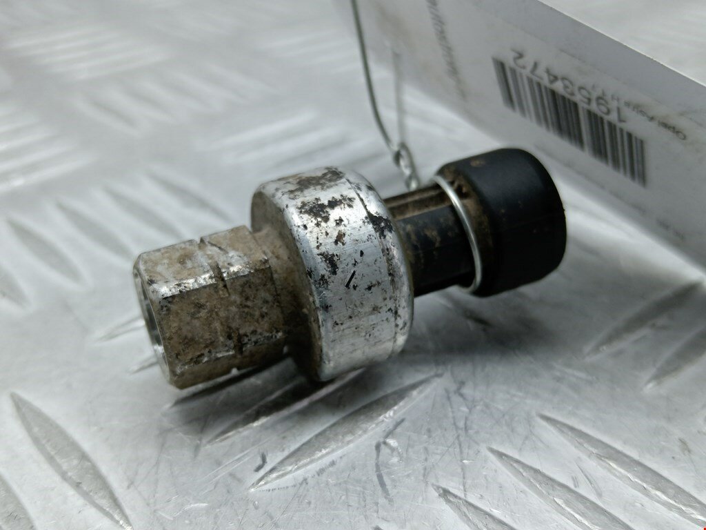 Датчик кондиционера Opel Astra H 9131721 арт. 1953472