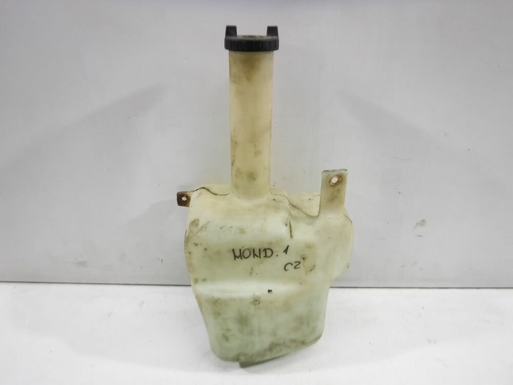 Бачок омывателя лобового стекла Ford Mondeo 1