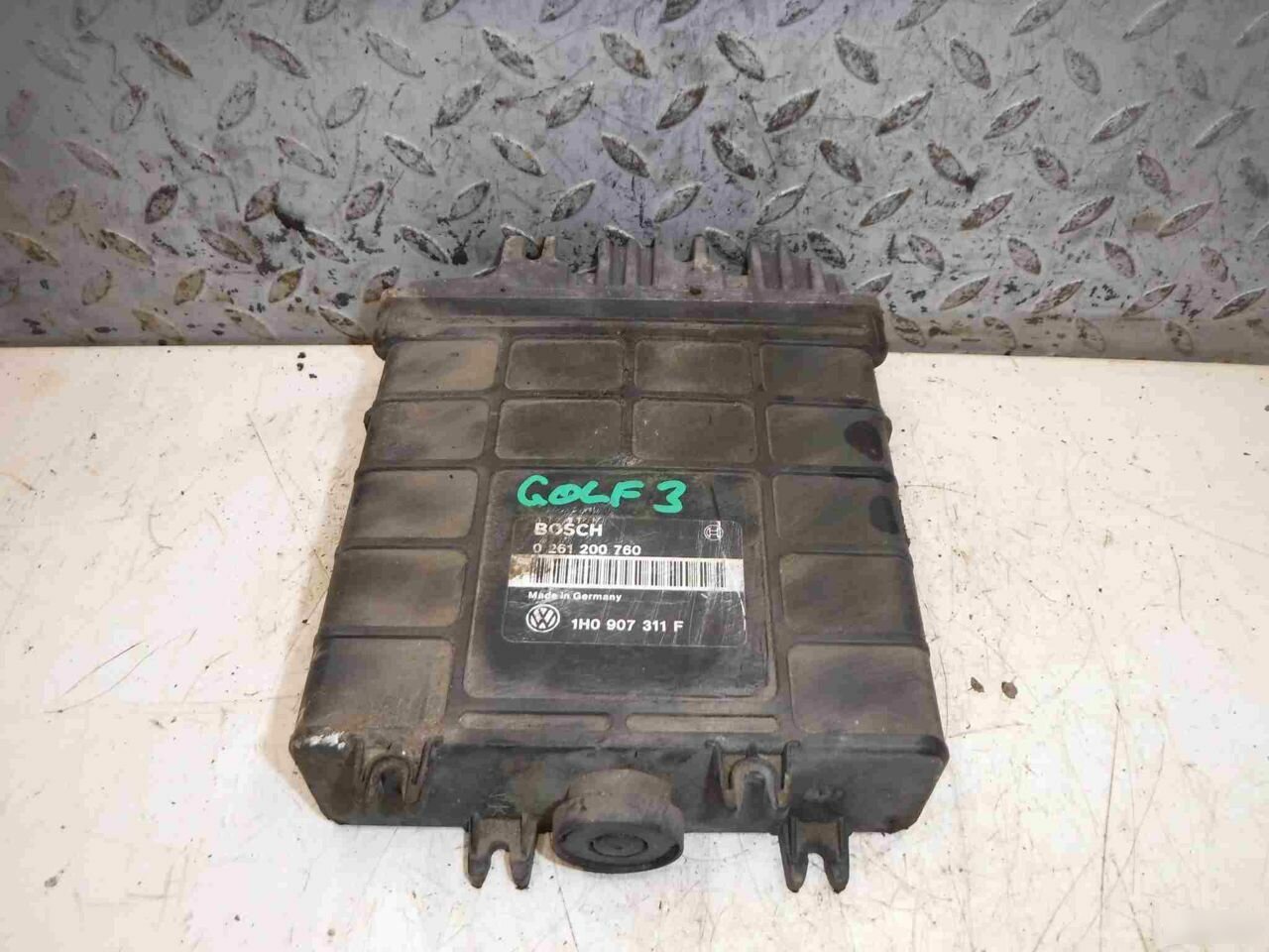 Блок управления двигателем Volkswagen Golf Mk3 (1991—2000) 1H0907311F