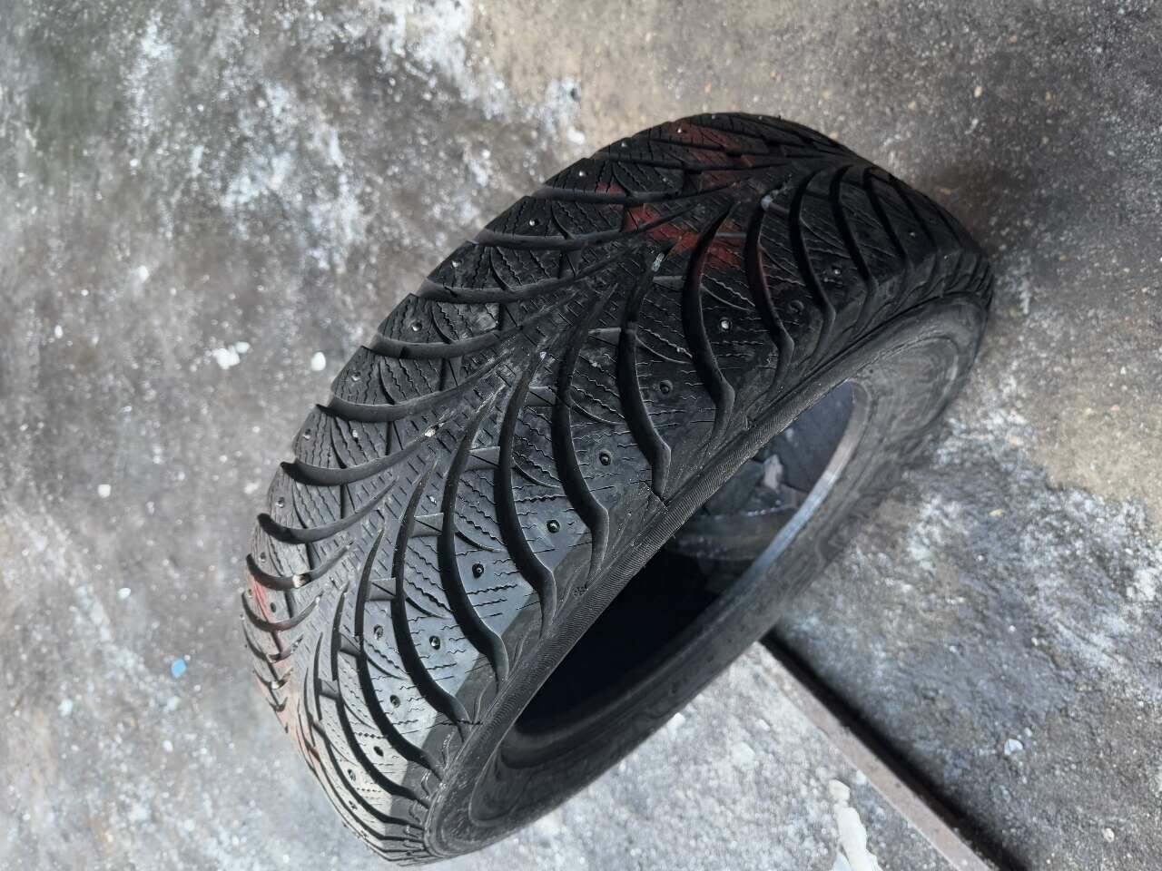 205/65 R15 94T Sava Eskimo Stud остаток:6 мм год:2016 арт:1803cc5f