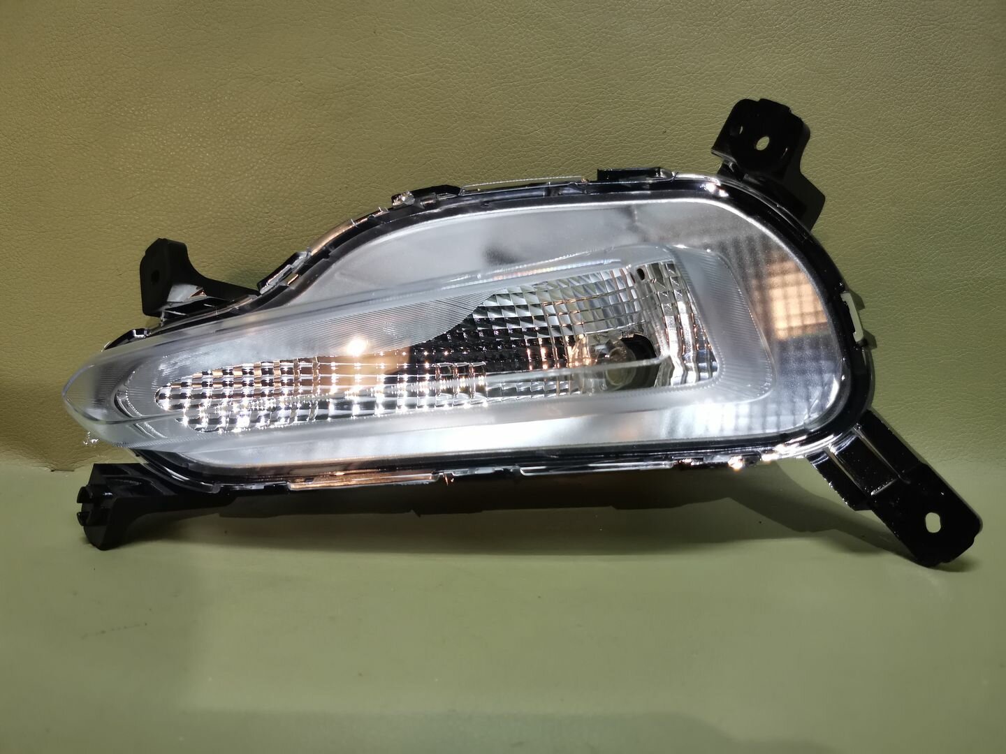 Фара противотуманная левая для Hyundai Solaris 2 (2017-20гг) AD02-SOL17-003L