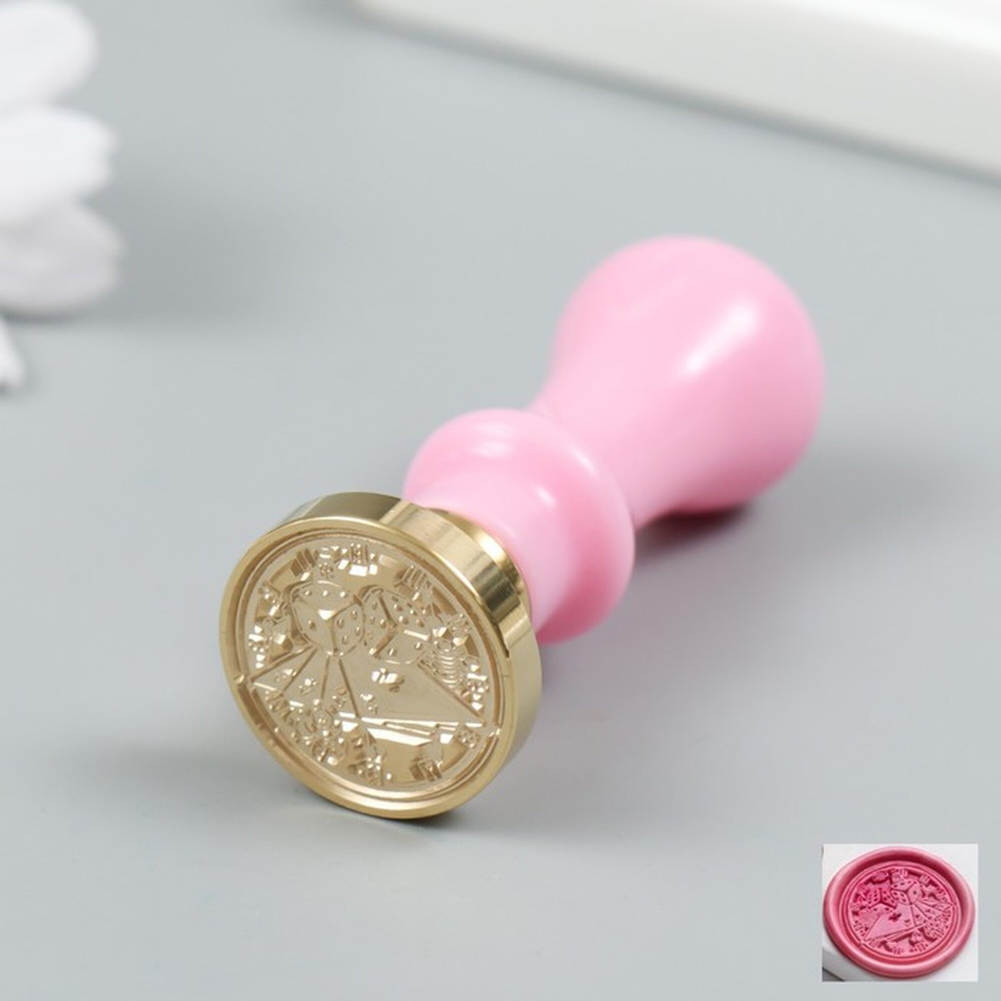 Сургучная печать Сима-ленд "Казино", пластик, металл, 2,5x2,5 см, розовая