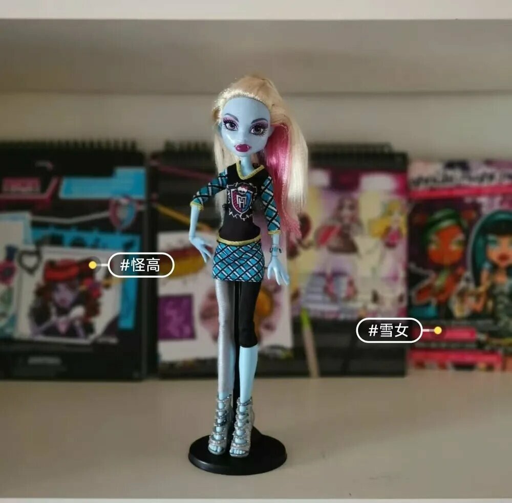 Monster High & Mattel, Маленькая скульптурная модель Никакой коробки