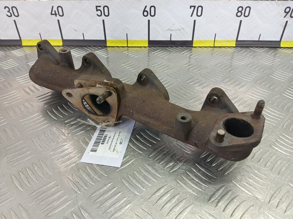 Коллектор выпускной Б/У для Hyundai TUCSON I (2004—2015) 2851027400
