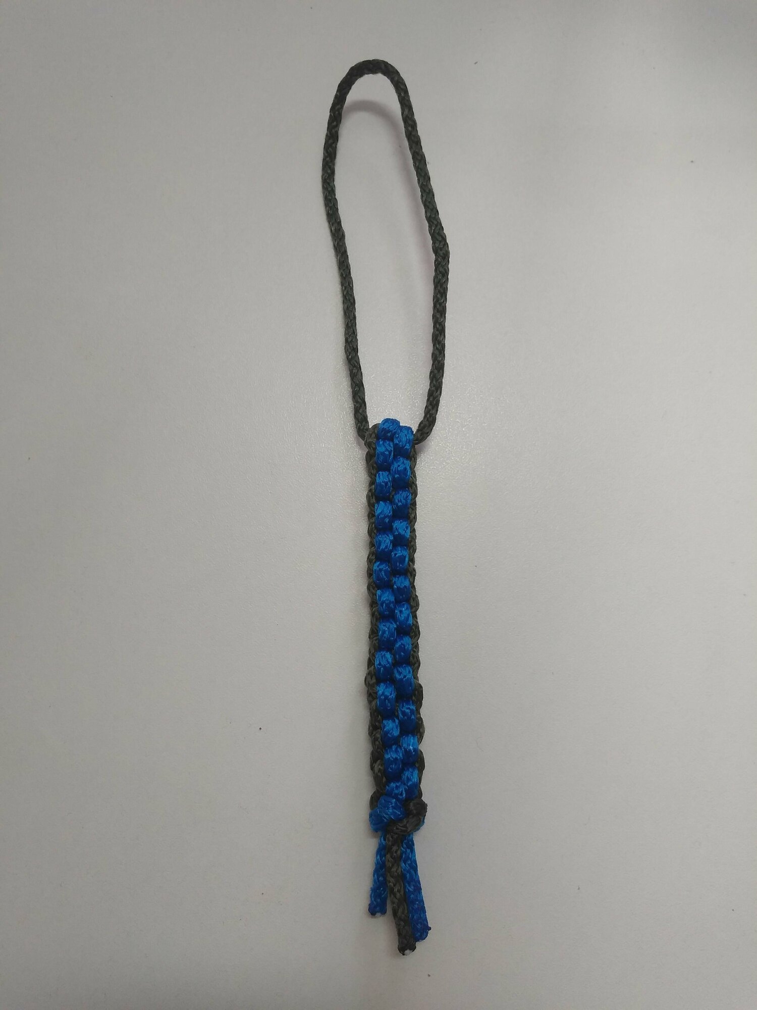 Темляк Pine Art "Square Stitch", хаки, синий, для ножей и мультитулов