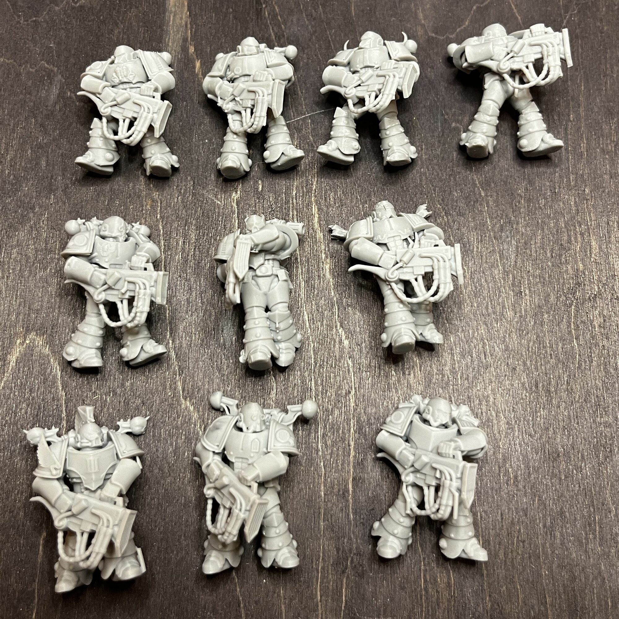 Chaos Space Marines.Palatine Sound Warriors. Warhammer 40 000. Шумовые воины Легиона Феникса Хаоса - Палатина.10 космодесантников для настольной игры вархаммер 40К. Базы 32 мм в комплекте.