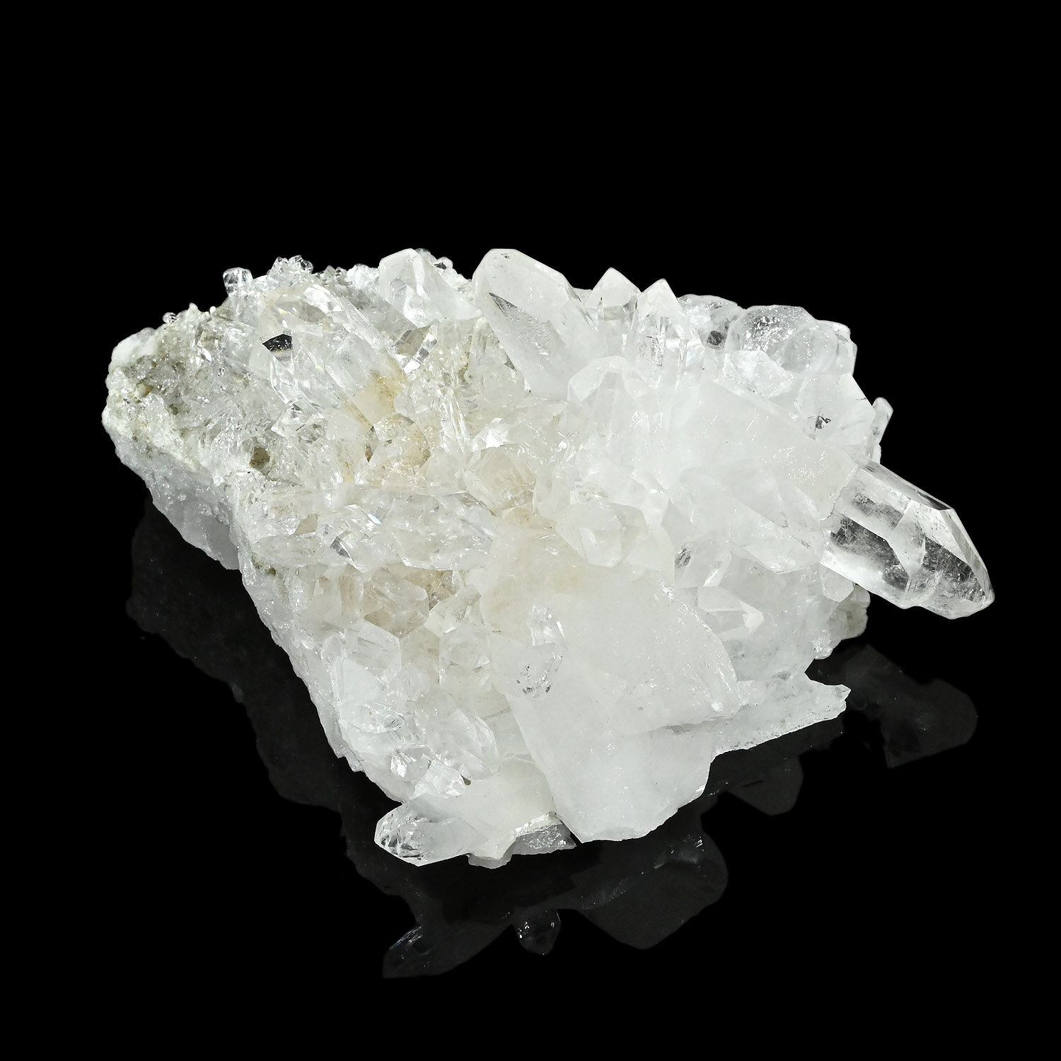 Друза из горного хрусталя 116*87*45мм, 340г (M) .