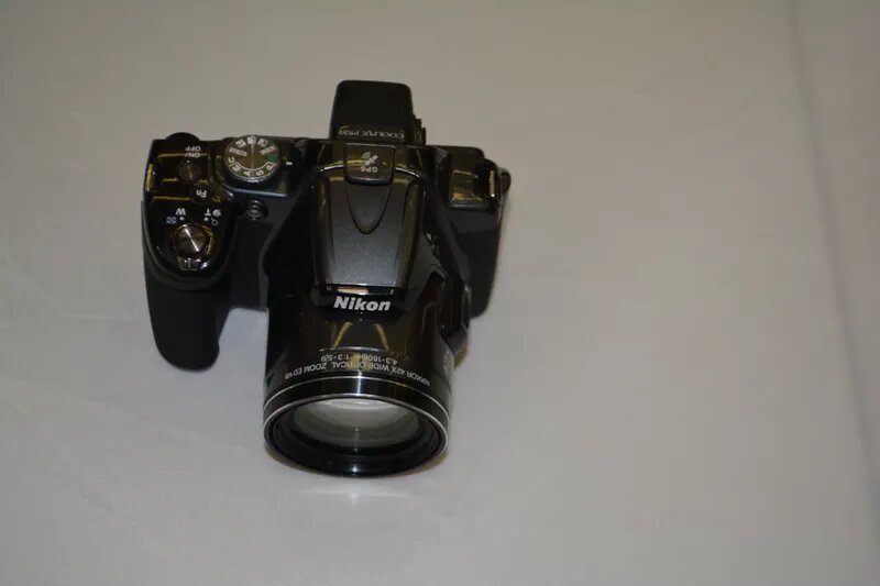 NIKON Фотоаппарат Фотоаппарат Nikon Coolpix P520, Ресейл
