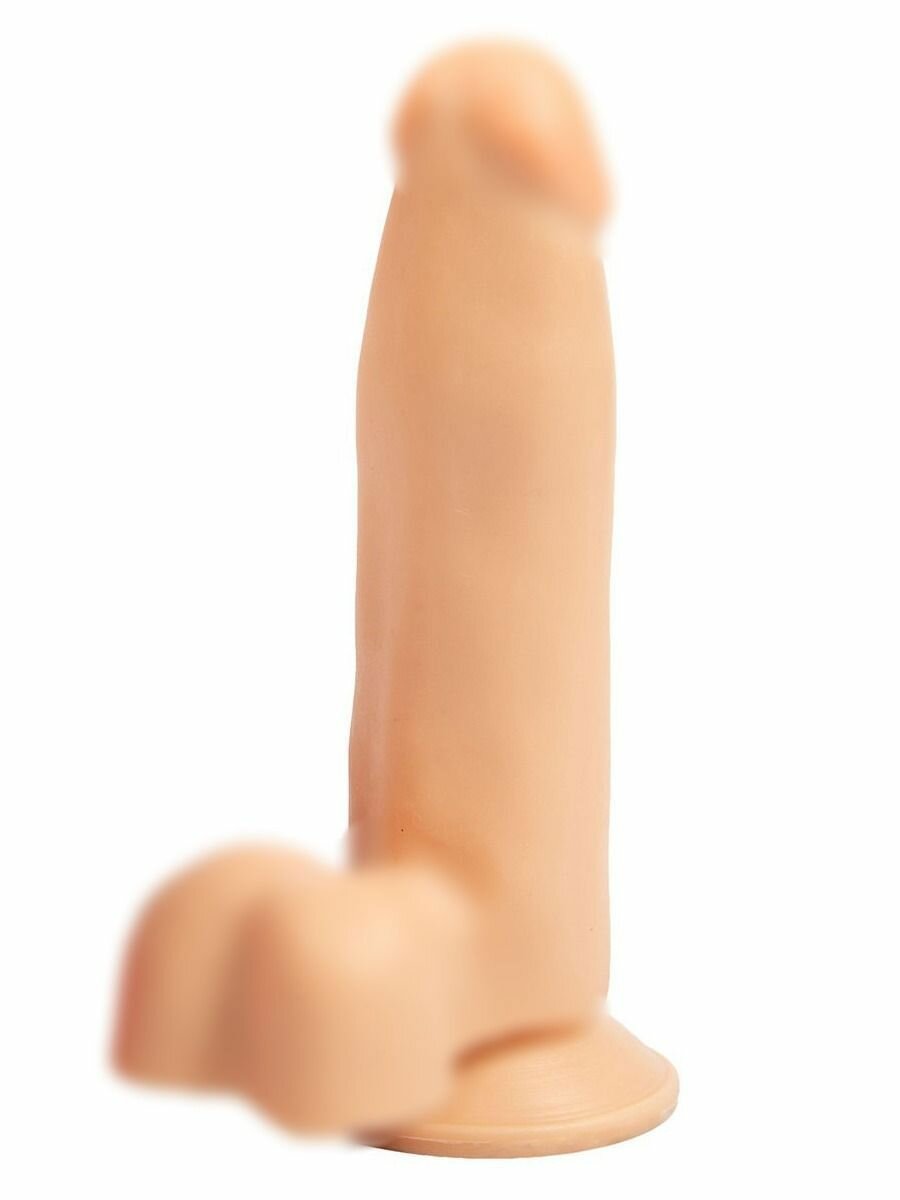 Фаллоимитатор на присоске, телесного цвета, реалистичный 16см.