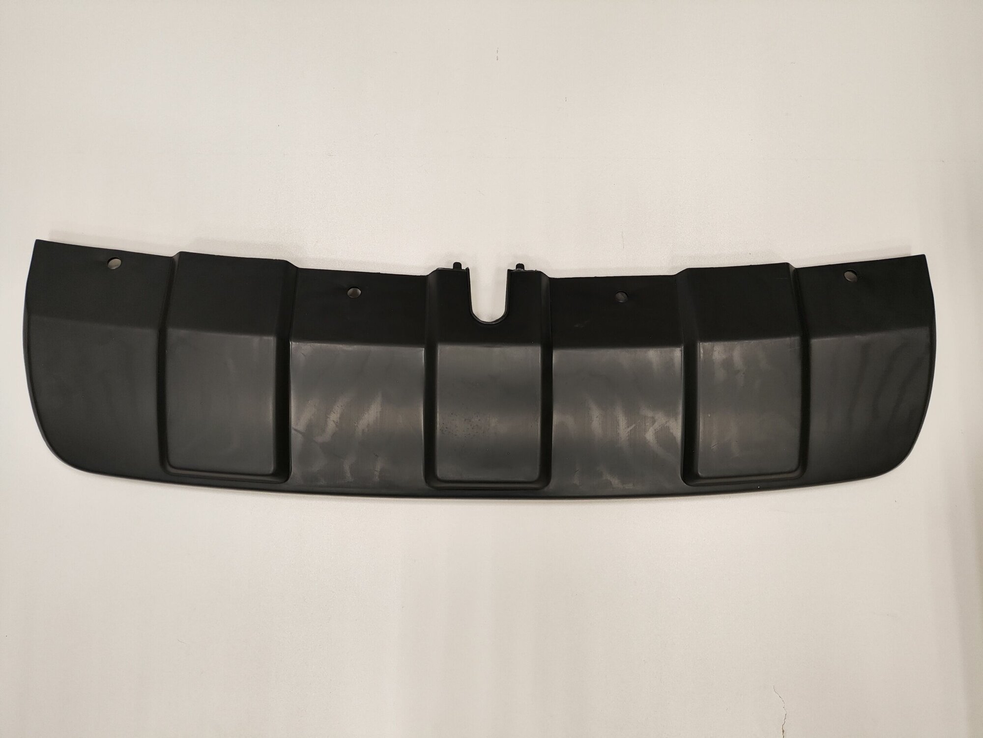 Накладка бампера заднего нижняя Great Wall Hover H6 [1.5 16V 6MT внедорожник 4X2 бензин] 2804108XKZ16A