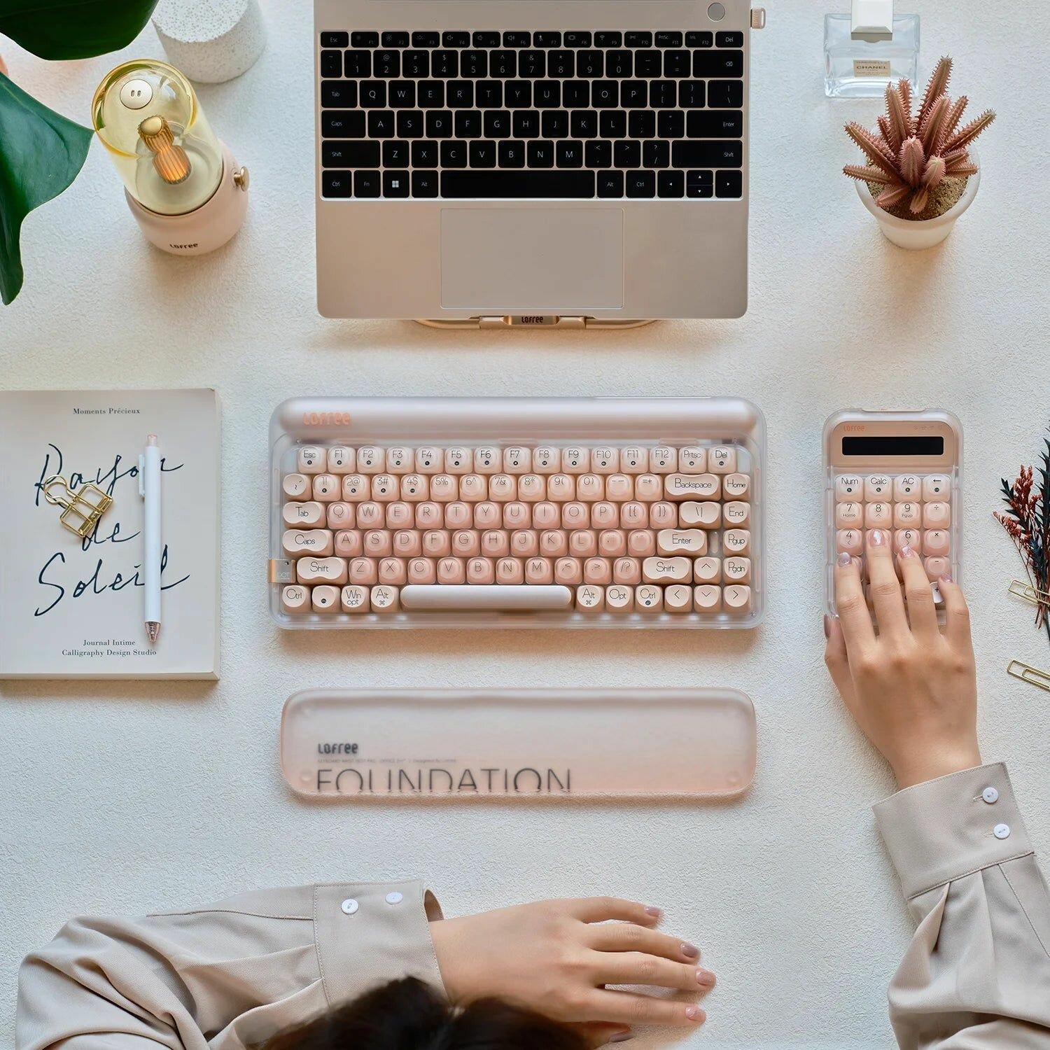 Розовая прозрачная клавиатура Подшипник запястья lofree Девчачье сердце