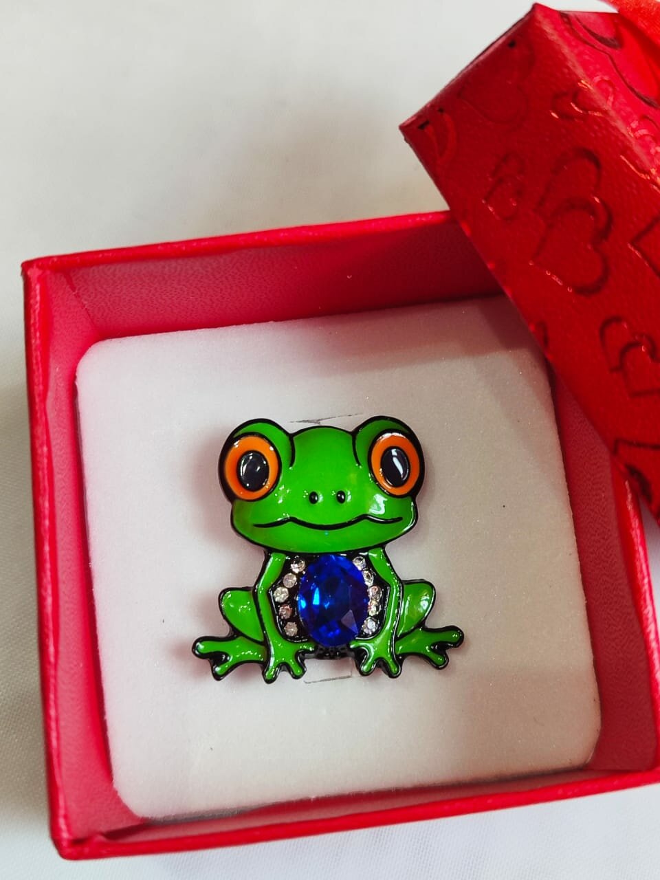 Брошь, эмаль, стразы