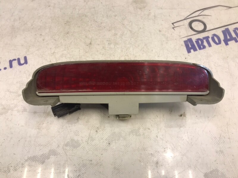 Б/У повторитель стоп-сигнала салонный Kia Cerato 2005 LD G4ED Задн. . Состояние на фото. 34949 Hyundai-KIA арт. 92700-2f0