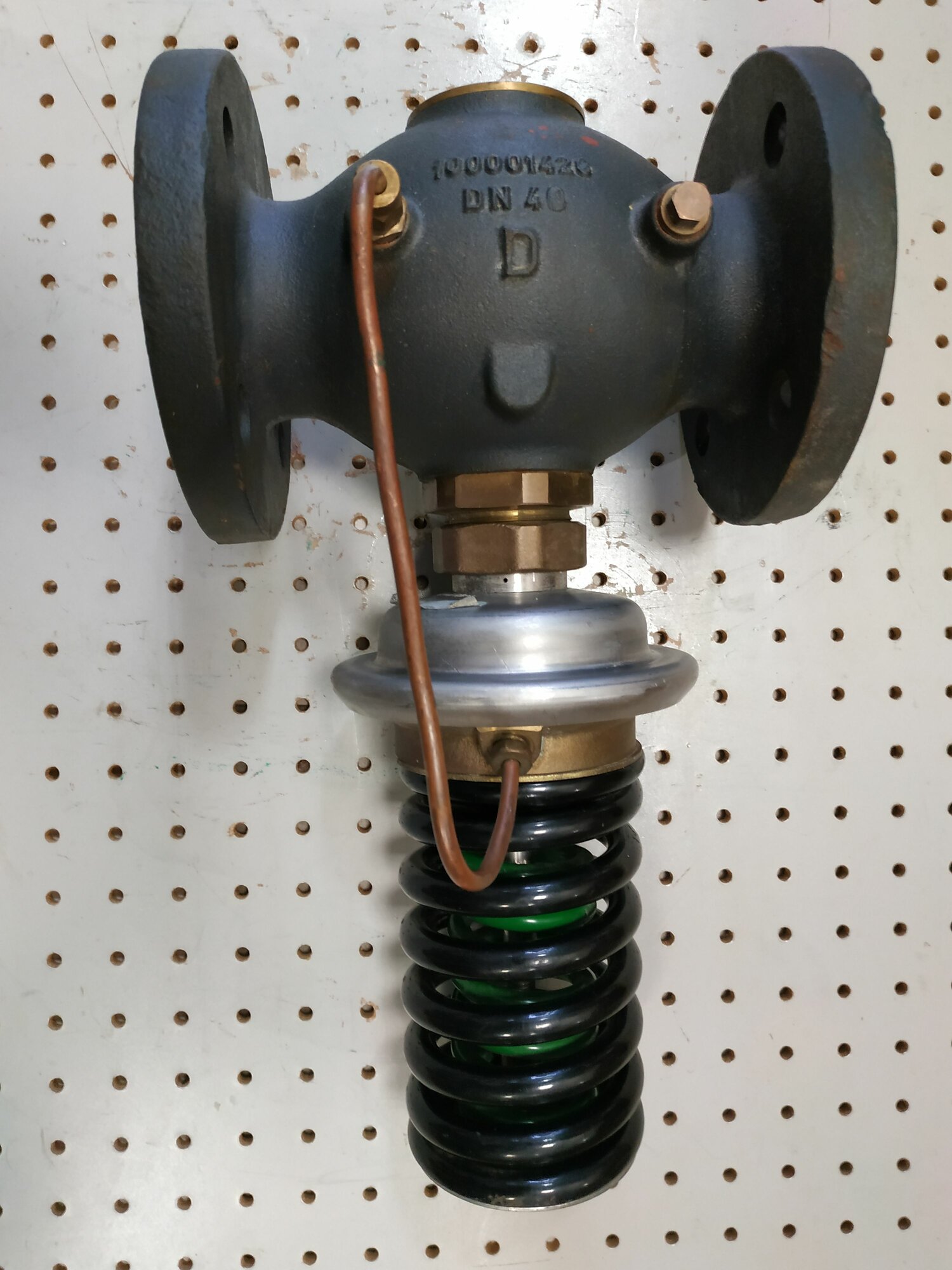 Регулятор давления "до себя" Danfoss AVA Ду40, 3-11 бар, 003H6630