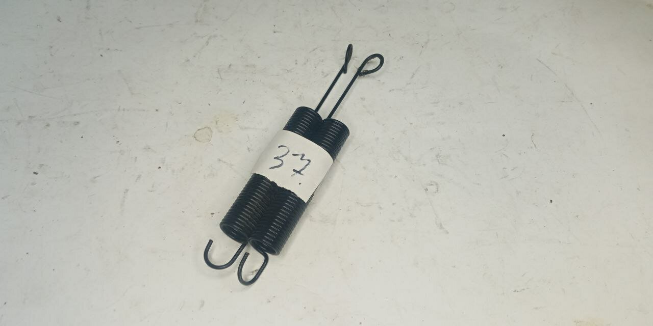 37 Комплект пружин двери посудомоечной машины Indesit Ariston C00075689 б/у