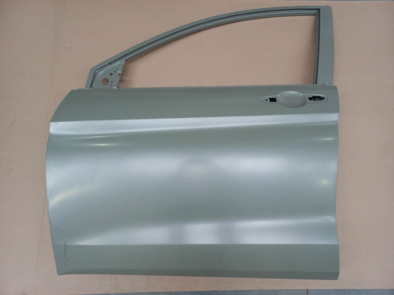 Дверь передняя левая Haval M6 [1.5 16V 7AMT внедорожник Turbo ] 6101100XKZ8PB