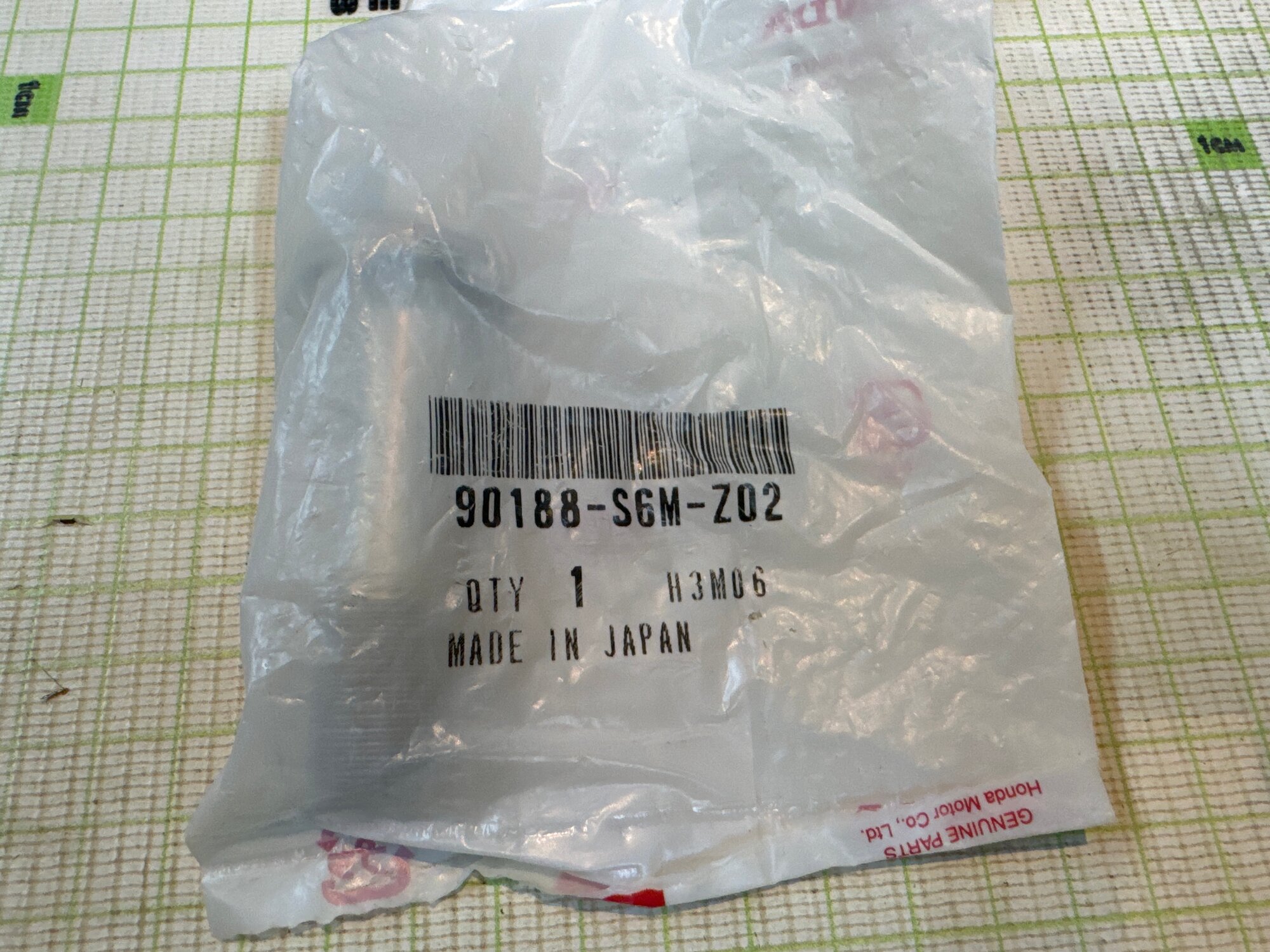 Болт крепления для Honda CR-V